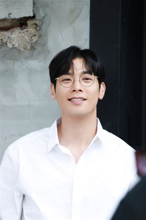 Choi Daniel Picture 최다니엘 Hancinema