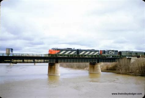 Cn Canadian National Emd Fp9a Diesel Loco 6505 35mm Original