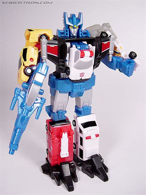 Transformers Universe Defensor Toy Gallery Image 18 Of 63