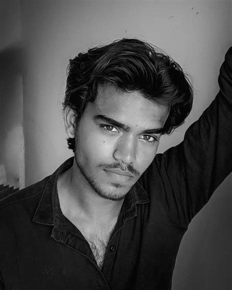 𝐌𝐈𝐓𝐔𝐋 𝐌𝐄𝐒𝐀𝐑𝐈𝐘𝐀 🦅 Chico Hairstyle 🤡🧏🏻 Day 3 Celebrity Hairstyles 🗣️🔥