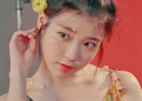 Iu Wallpaper 21 Images Iu Film Photo Shoot Kpopcelebs