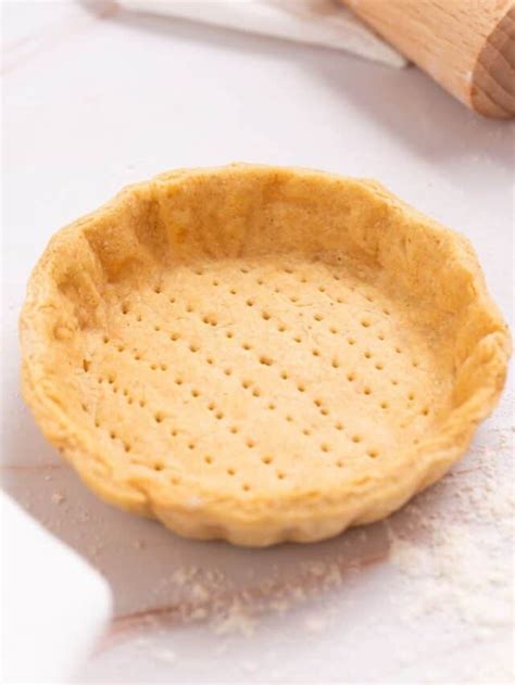 Pie Crust Mini At Isla Lascelles Blog