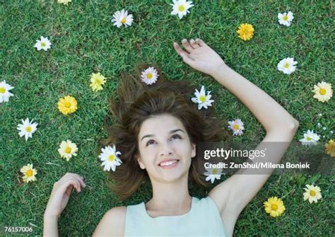 Grass Flowers Top View Photos And Premium High Res Pictures Getty Images