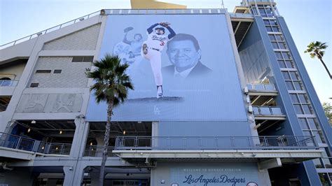 Dodgers To Honor Fernando Valenzuela With No 34 Uniform Patch During