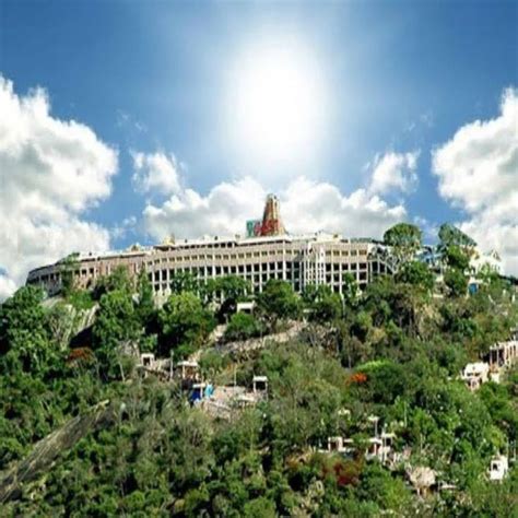 Pin By Rengha Holidays Karaikudi On Places To Visit Places To Visit Temple India Lord