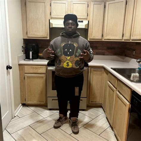 Christopher Grace Chrisgrace1224 • Threads Say More