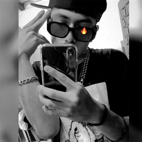 David López Davidlopez473 On Threads