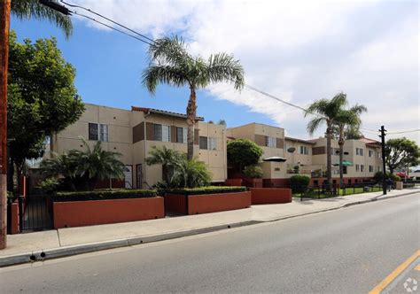 Apartments For Rent In Tustin Ca 2 034 Rentals