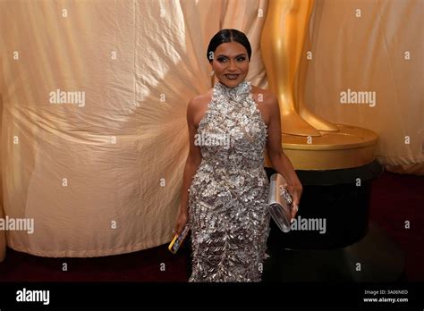 Mindy Kaling Arrives At The Oscars On Sunday March 2 2025 At The