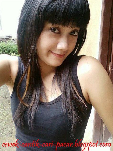 Cewek Cantik Cari Pacar 11 24 11