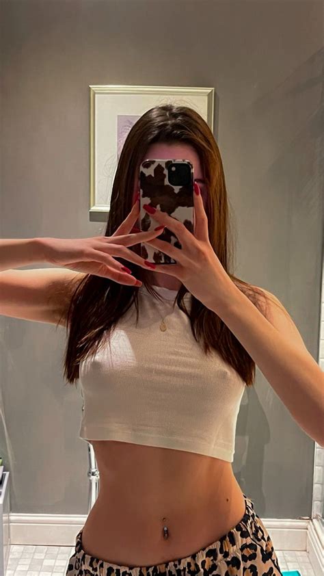 Selfie Pjs Bedtime Chill Aesthetic Photo Ideas Mirror Brunette
