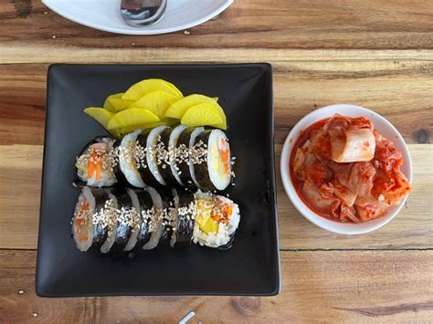 Kimbab ร้าน Gangnam Oppa Yoos Kitchen ตึกเอ็มโซไซตี้ อาคารa
