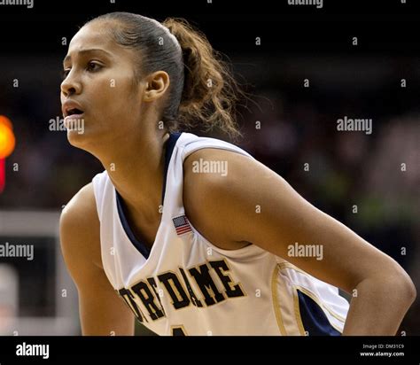 Notre Dame Guard Skylar Diggins 4 In Game Action Between The Notre