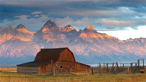 Exploring Wyomings National Parks