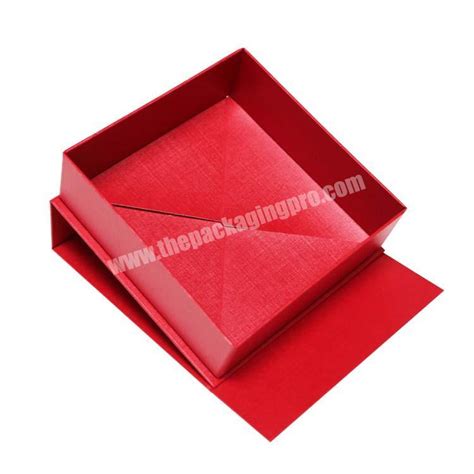 Luxury New Design Gold Foil Rigid Folding Paper Packaging Box With