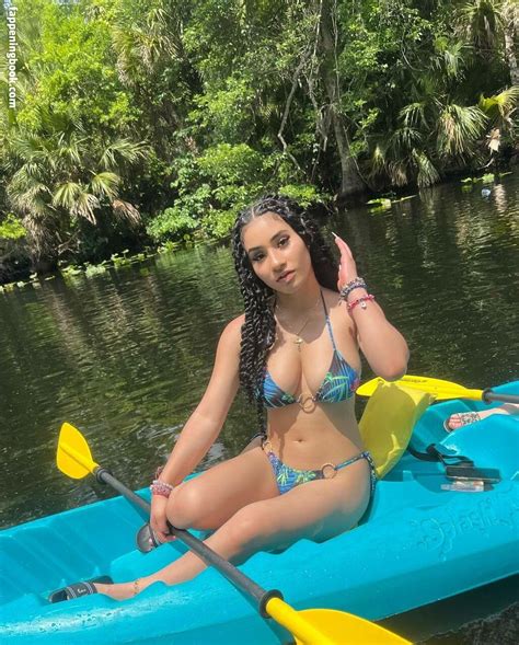 Itgirlarii Itgirllarii Nude Onlyfans Leaks Fappening Fappeningbook