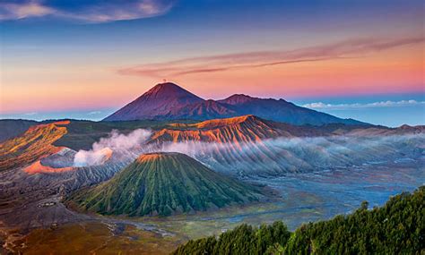 6 Gunung Berapi Yang Masih Aktif Di Indonesia Ada Yang Berstatus Siaga