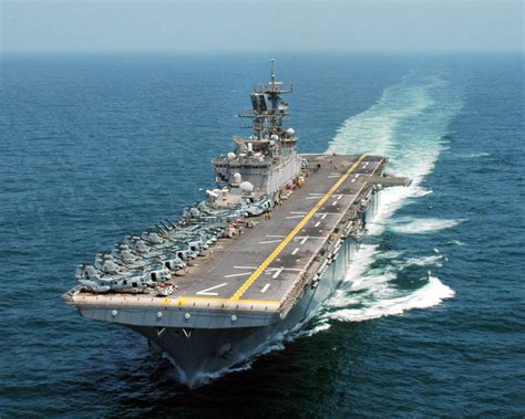 The Us Navy Wasp Class Amphibious Assault Ship Uss Iwo Jima Lhd 7 Is Underway On Sep 7