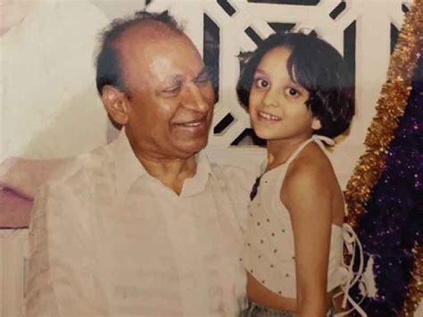 Legendary Kannada Actor Rajkumars Granddaughter Dhanya Ramkumar To