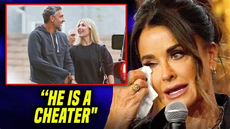 Kyle Richards Reveals The Secret Reason Behind Her Divorce Youtube