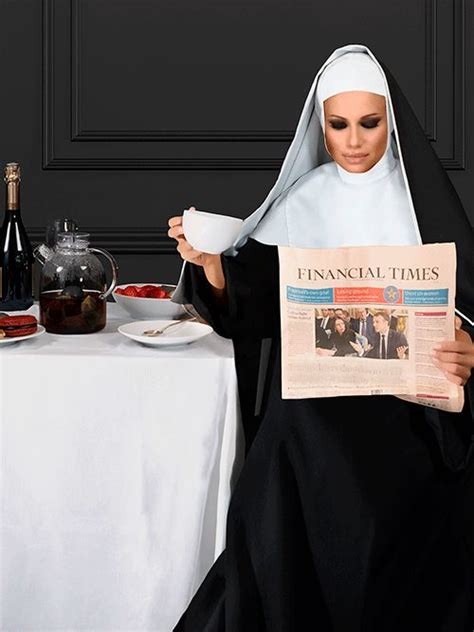 Alexia Vic 2019 Cécile Plaisance Service Women Photographer Artist