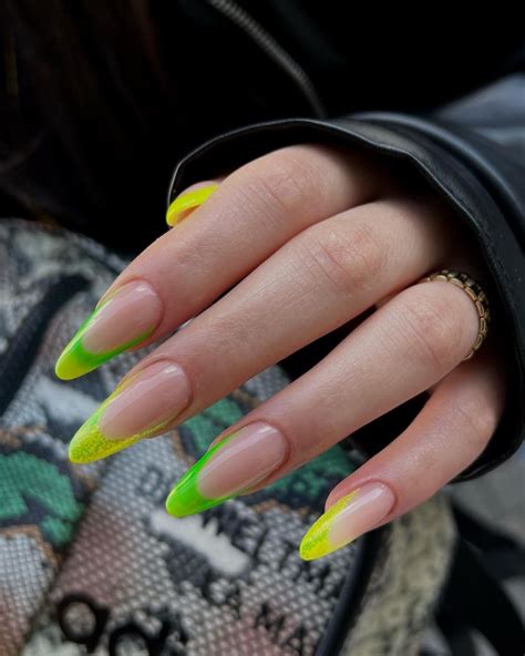 23 Vibrant Neon Summer Nail Ideas 2024 Drexplains