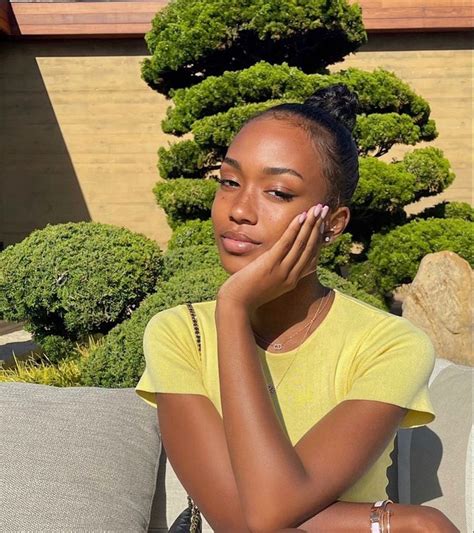 Haile Rose In 2025 A Day In Life Hair Inspiration Pretty Selfies