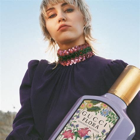 Foto Perfume Que Miley Cyrus Usa é O Gucci Flora Gorgeous Magnolia Purepeople