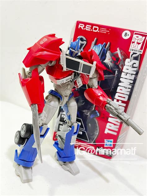 Transformers R E D Transformers Prime Optimus Prime And Megatron In Hand Images Transformers