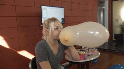 Abby Marie Evaluates Bachelorette Party Balloons Mp4 720p The