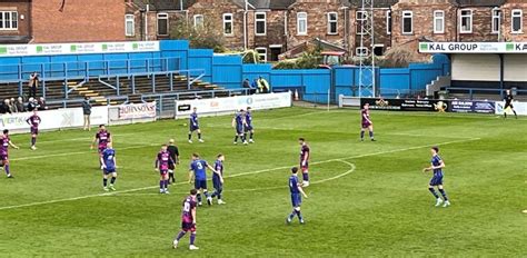 Declan Howe Brace Sees Gainsborough Trinity To Victory The Linc