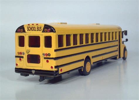 Ic Bus Toy