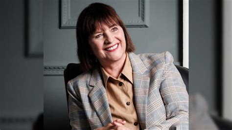 Marketing Pioneer Janet Hull Obe To Retire From The Ipa
