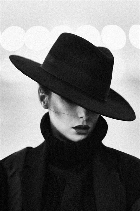 Pin On Faces For Pointillism