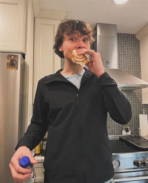 Caleb Benskin Calebbenskin • Instagram Photos And Videos