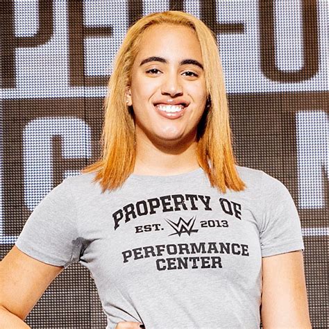 Its 4 Generations Of Wrestlers As The Rocks Daughter Trains With Wwe Bellanaija