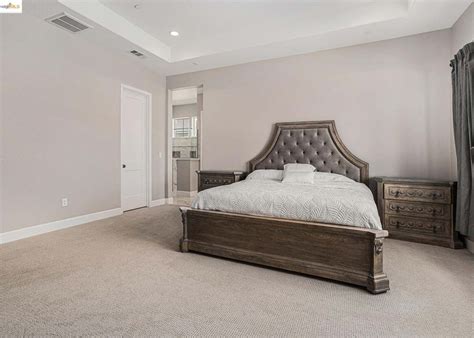 5010 Neroly Rd Oakley Ca 94561 Mls 41112787 Redfin