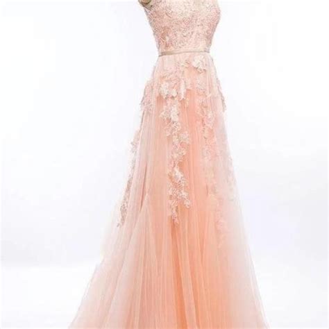 Elegant Lace Appliques Tulle Formal Prom Dress Beautiful Long Prom