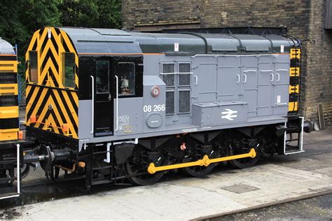 British Rail Class 08 Diesel Shunter Locomotive 08266 Haw Flickr