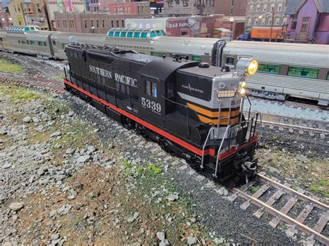 Walthers Proto 920 41621 Ho Scale Emd Sd9 Diesel Sp 5339 Dcc And Sound