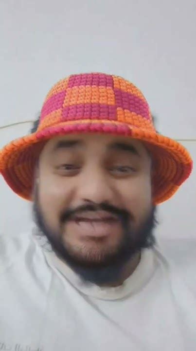 کیڑا کہوتی کے بچے میں Youtube