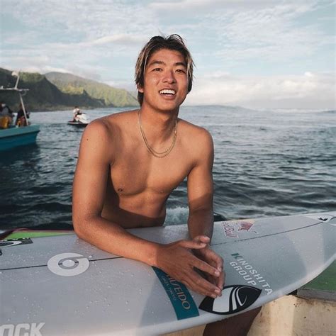 Kanoa Igarashi Faz Novo Post Em Português Não Tenho Paciência Para