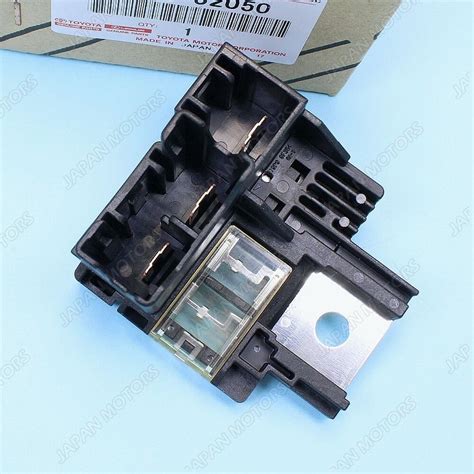 8262052050 Oem Toyota Fusible Link Block Assy Yaris 2006 2011 Scion Xd