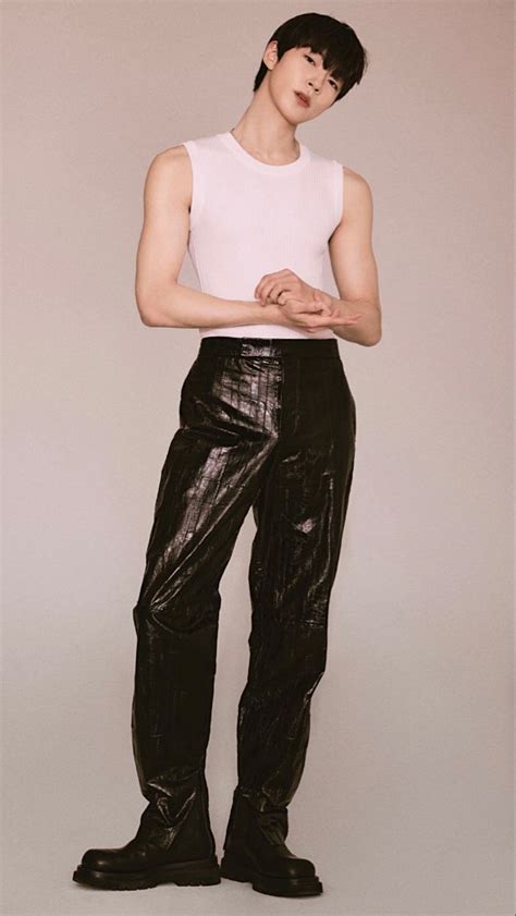 [w Korea Photoshoot📸] Hwang In Yeop