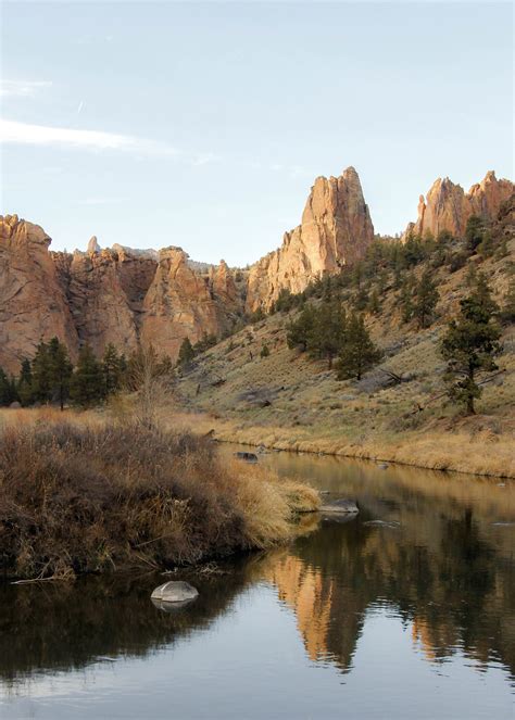 Complete Hiking Guide To Smith Rock State Park — Moore Misadventures