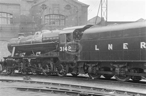 The Transport Library Lner London And North Eastern Railway Steam