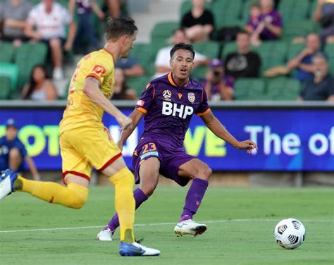 Newcastle Jets Sign New Zealand International Dane Ingham For Two