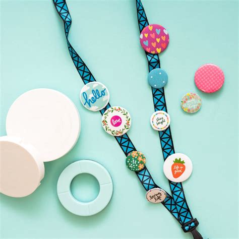 We R Makers Button Press All In One Kit American Crafts