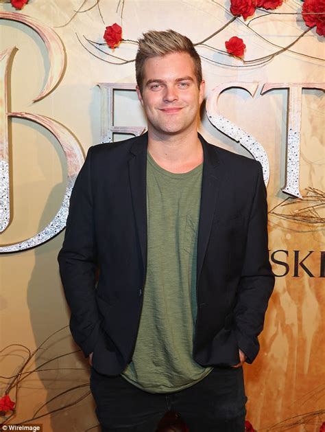 Harry Cook Buys A 3 8 Million Beachside Mansion In Sydney Daily Mail