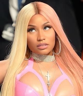 Nicki Minaj Body Measurements Bra Size Weight Height Hip Stats
